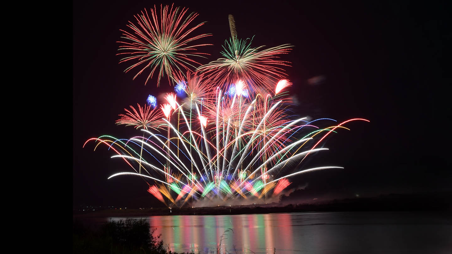 BS-TBS｜4K生中継！伊勢神宮奉納花火2023